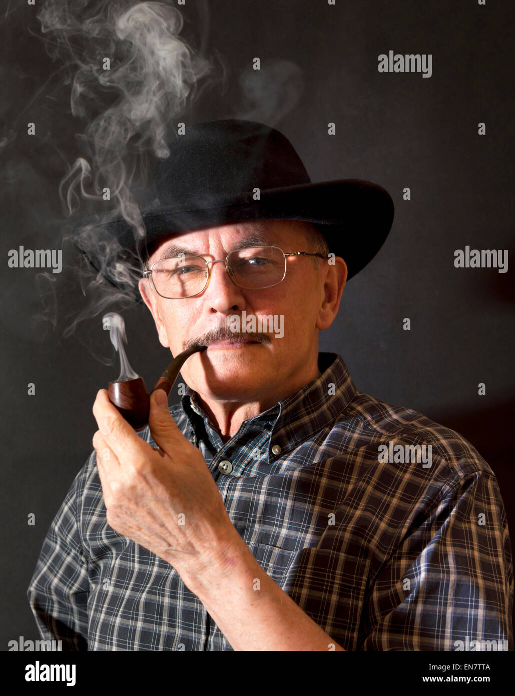 Hillbilly pipe hi-res stock photography and images - Alamy