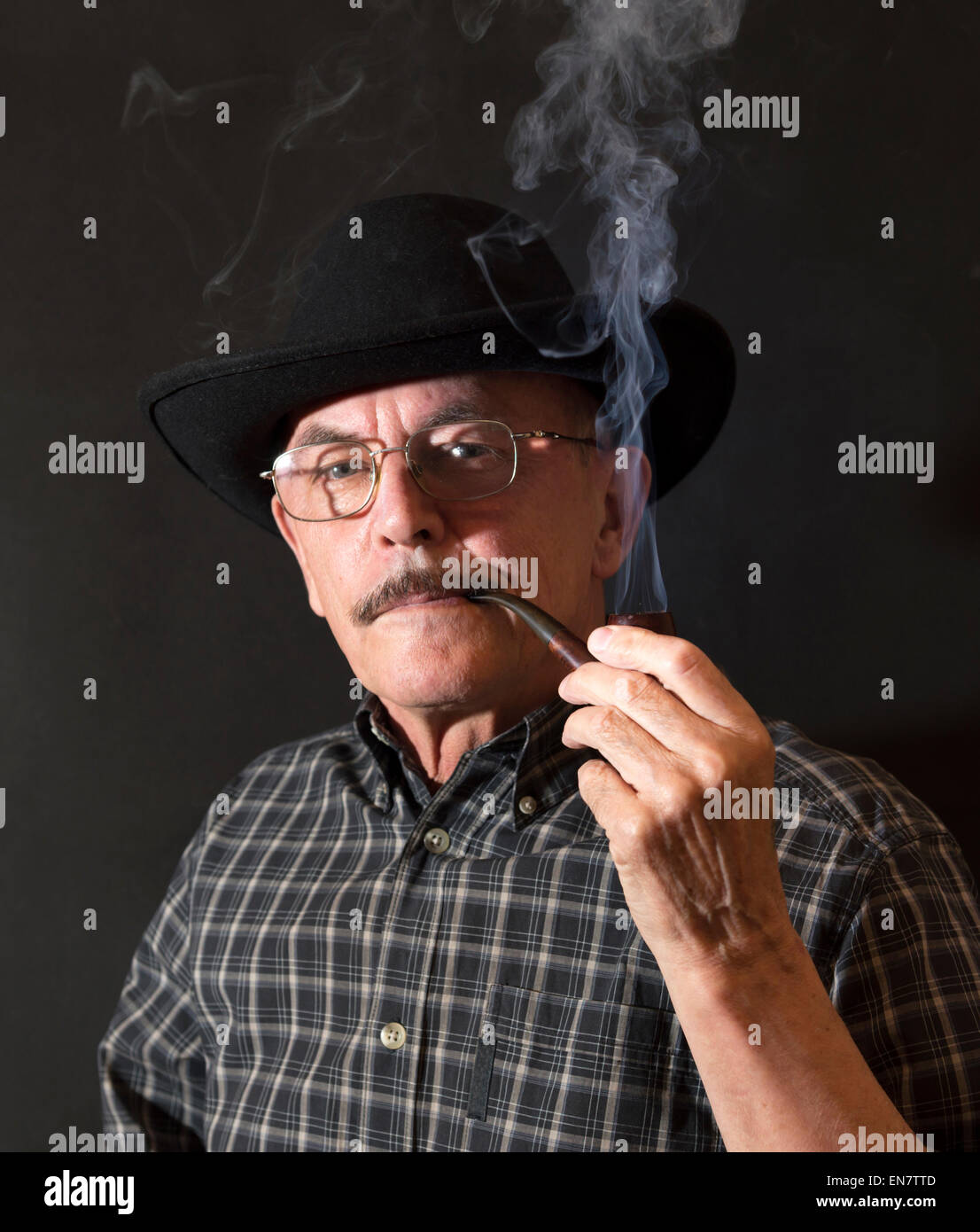 Hillbilly pipe hi-res stock photography and images - Alamy
