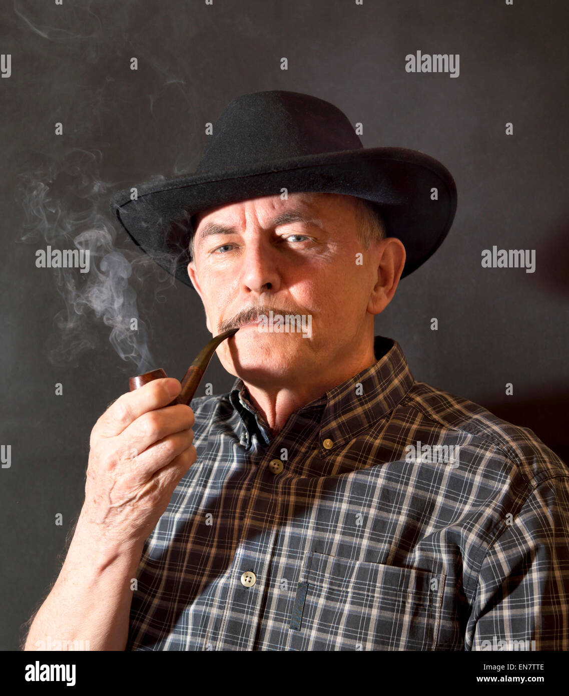 Hillbilly pipe hi-res stock photography and images - Alamy