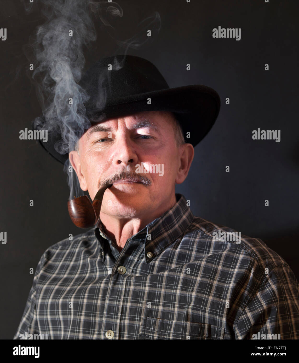 Hillbilly pipe hi-res stock photography and images - Alamy