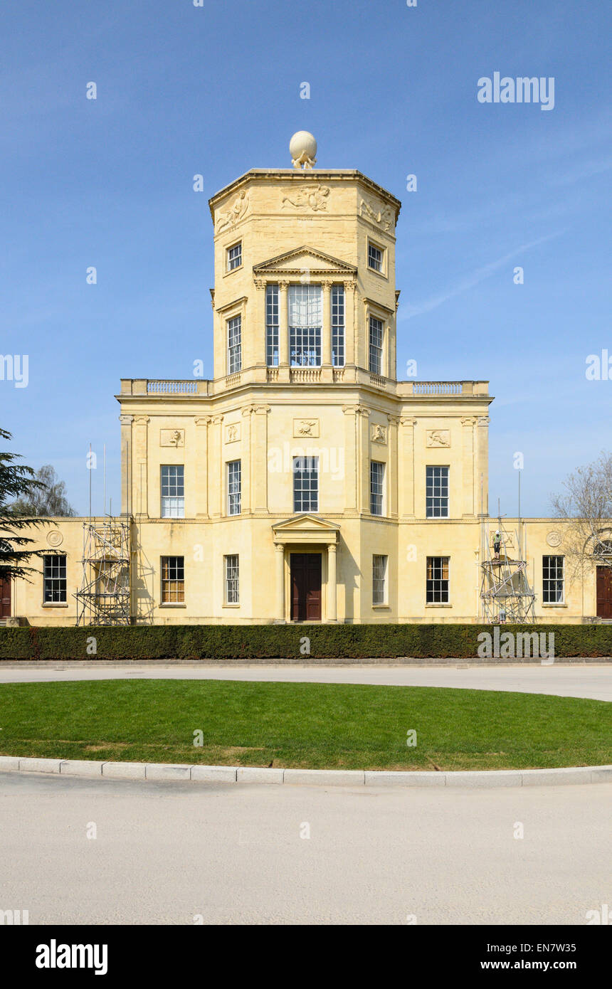 The historic Radcliffe Observatory now part of Green Templeton College ...