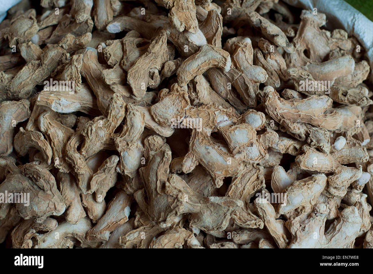 Close-up of dried ginger for sale at the market Stock Photo - Alamy