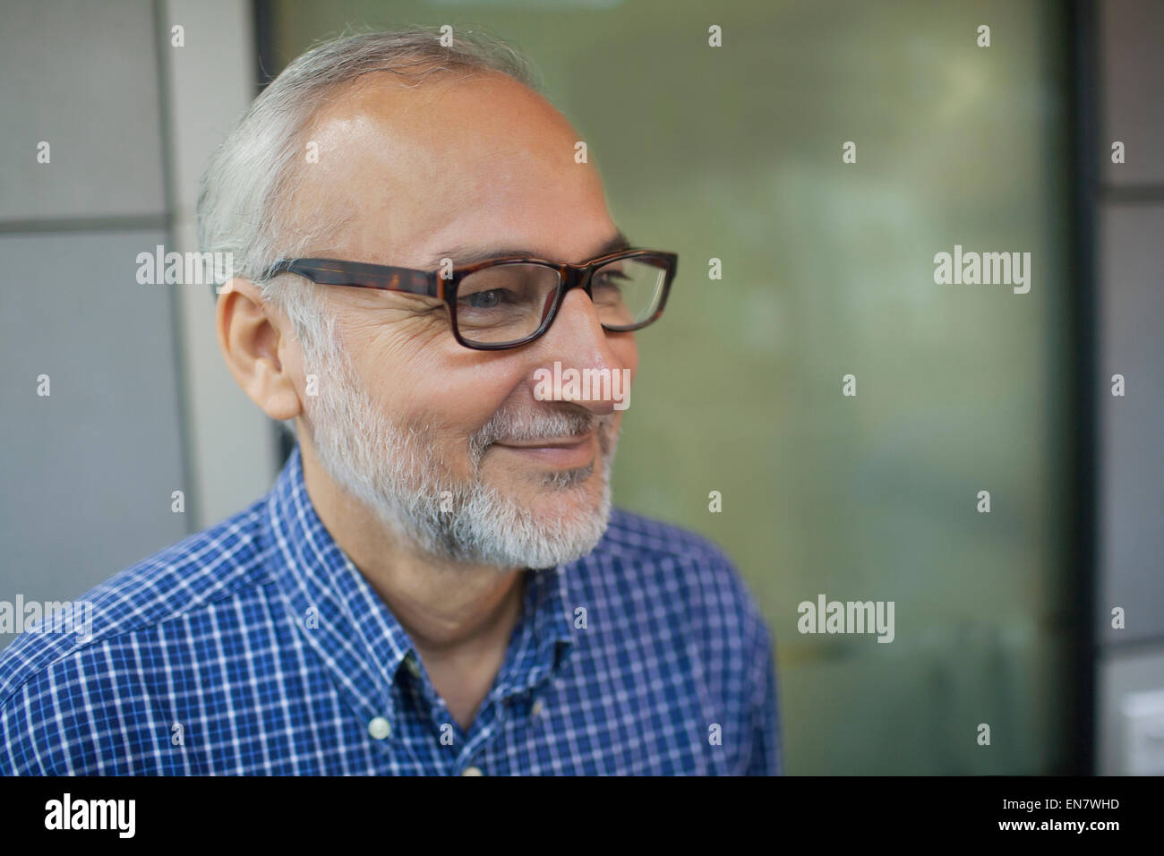 Senior business employee hi-res stock photography and images - Alamy