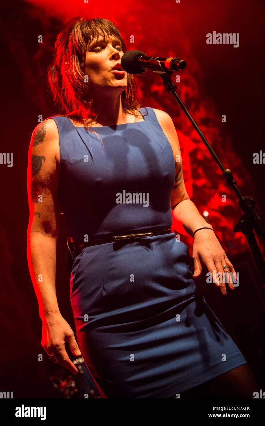 Beth hart hi-res stock photography and images - Alamy