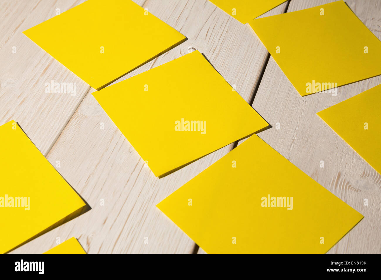 Yellow post its Stock Photo - Alamy