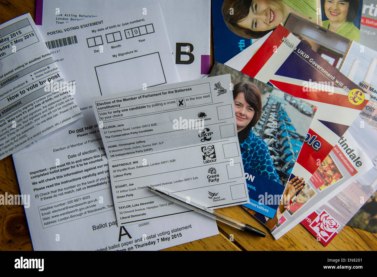 Postal vote ballot paper uk hi-res stock photography and images - Alamy