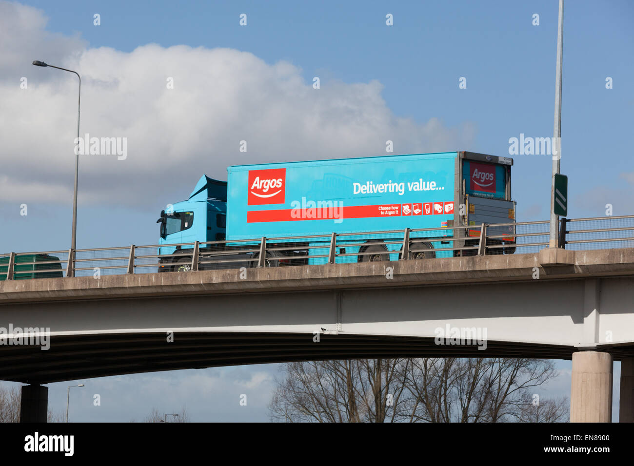 Argos delivery hgv lorry vehicle transport hi-res stock photography and ...