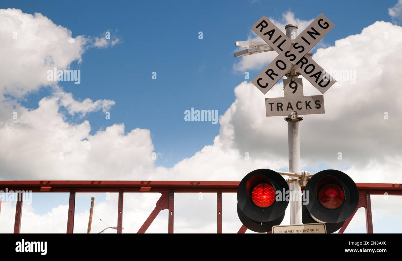 Train stop red signal hi-res stock photography and images - Alamy