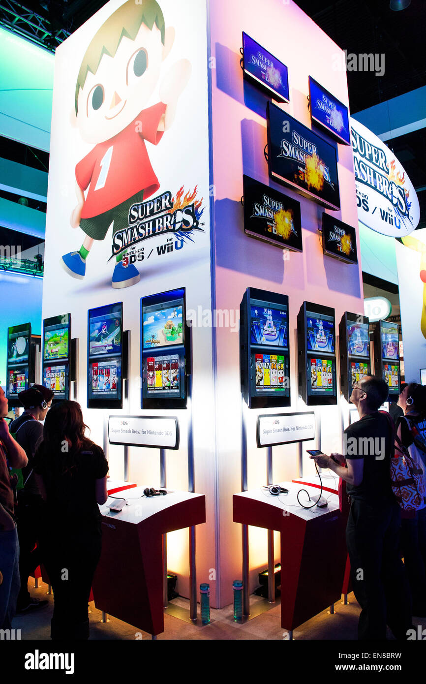 Super smash bros hi-res stock photography and images - Alamy