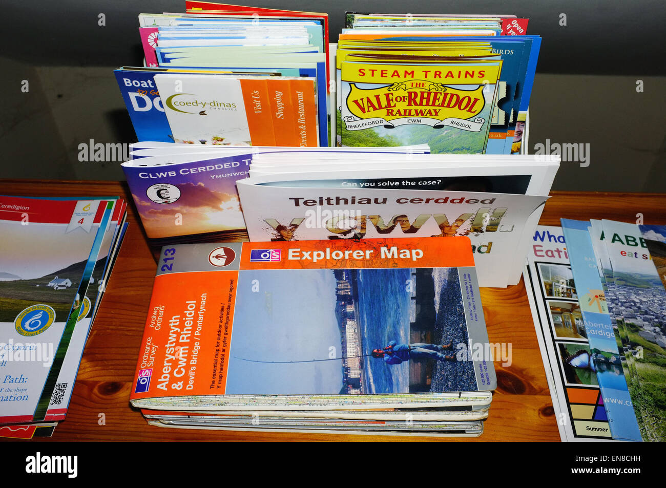 Maps leaflets brochures hi-res stock photography and images - Alamy