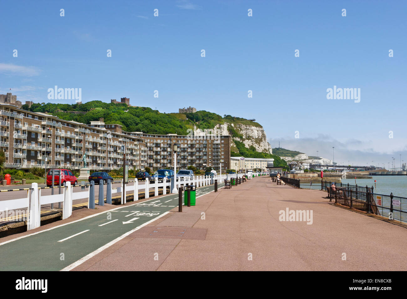 The seaside town of Dover under a blue hot sky, Kent, England, United ...