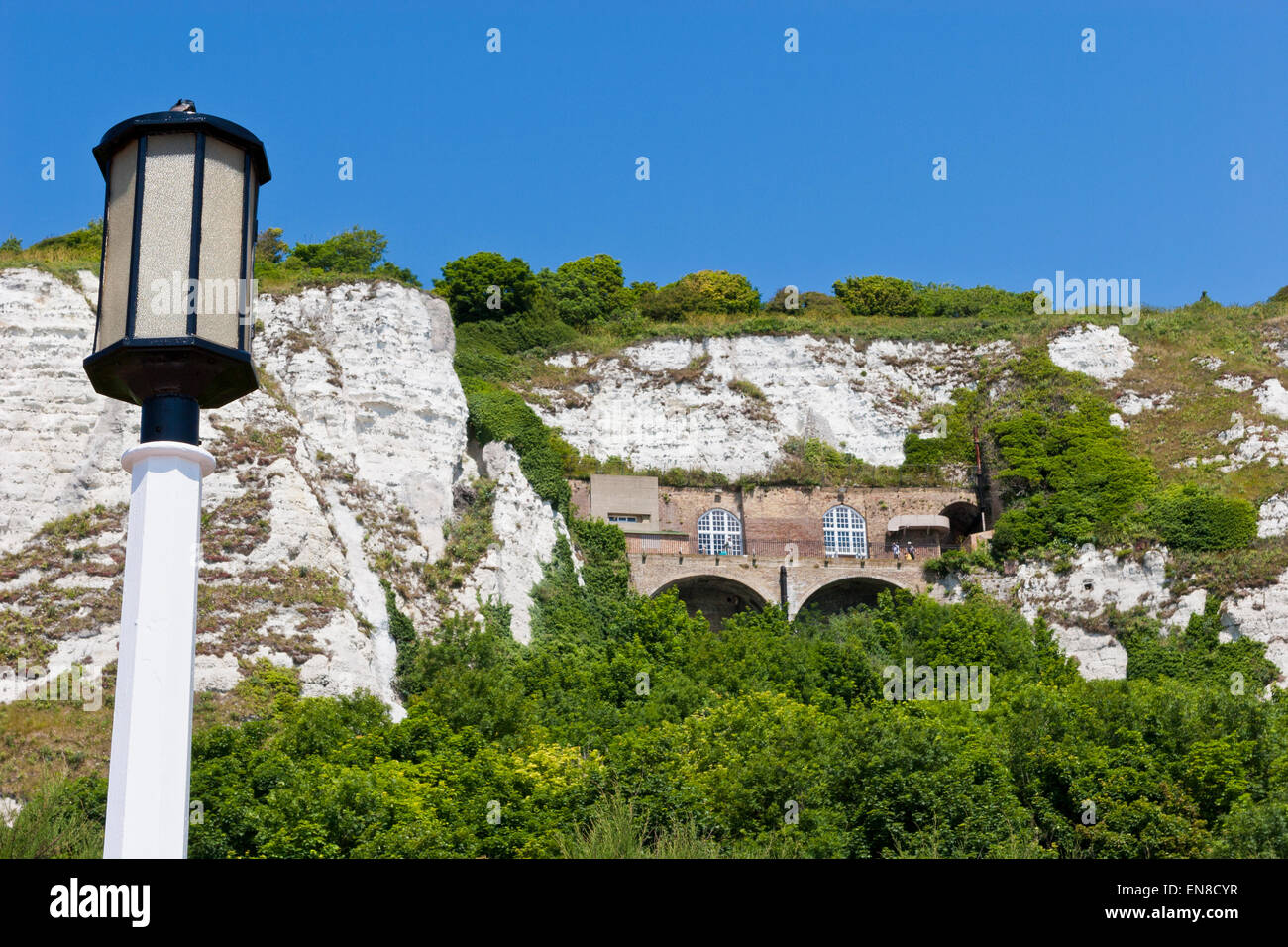A building embedded high in the chalky white Dover Cliffs, Dover, Kent ...