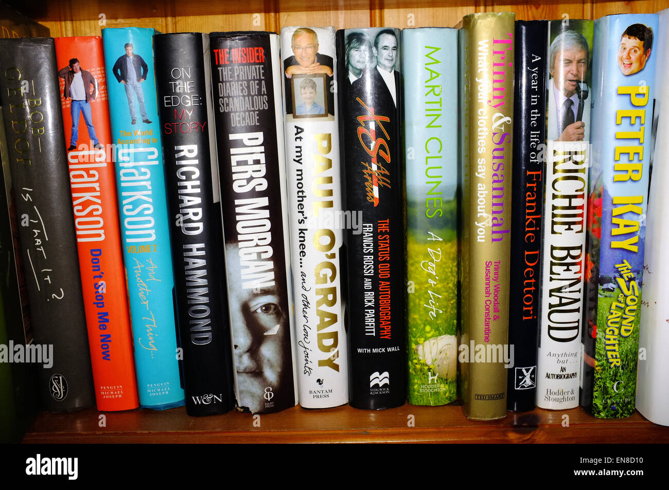 Celebrity autobiography bookshelf hi-res stock photography and images ...