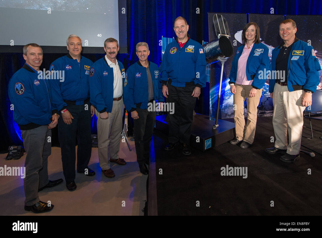 Hubble servicing mission hi-res stock photography and images - Alamy