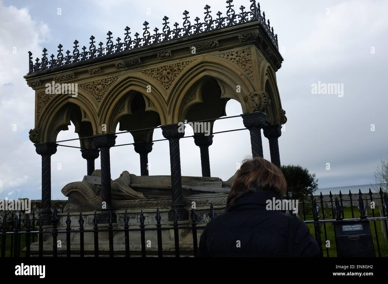 Grace darling grave st aidans churchyard hi-res stock photography and ...