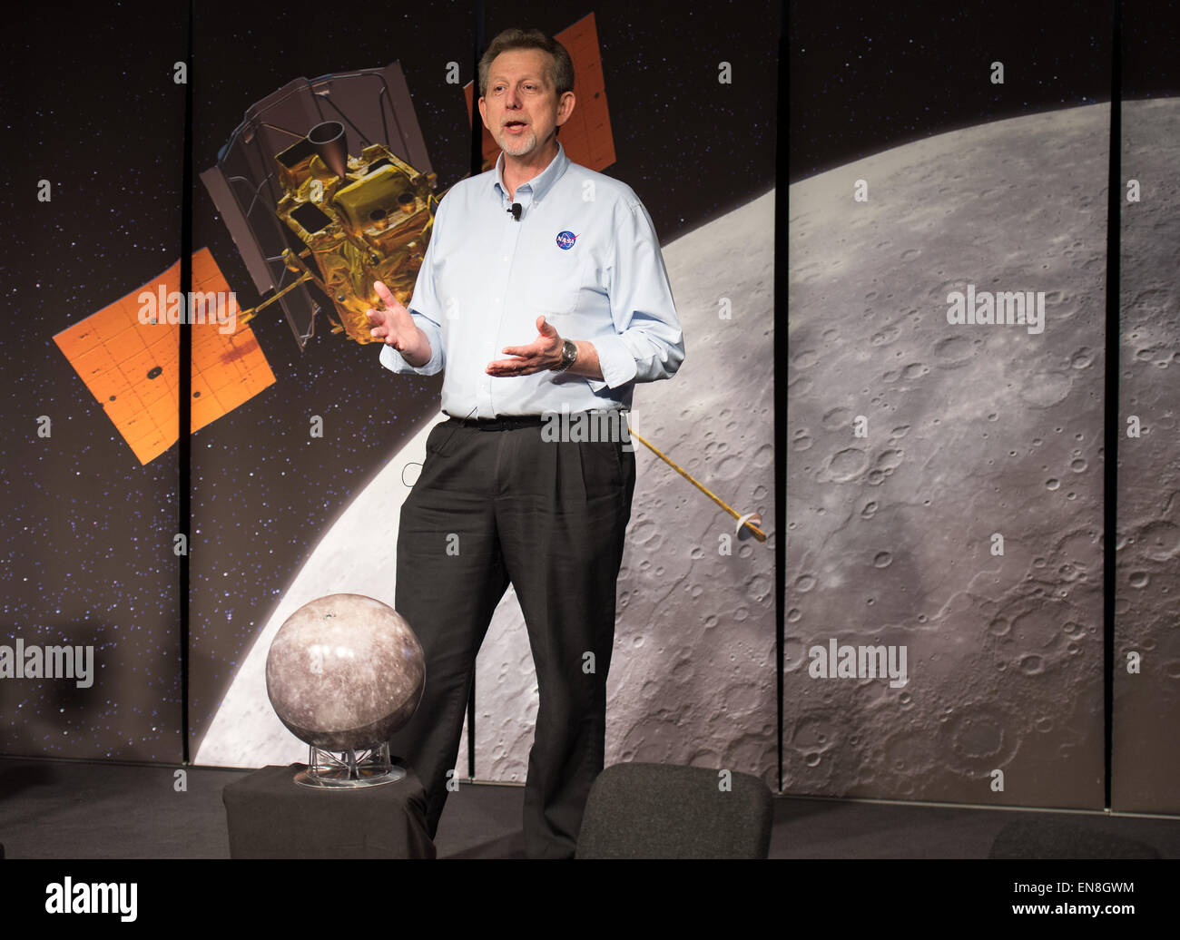 James long rocket hi-res stock photography and images - Alamy