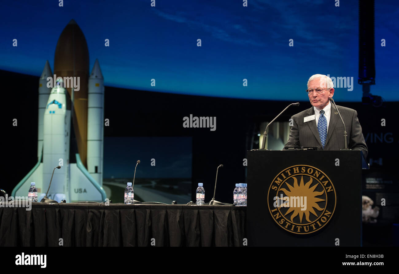 Opens scientific symposium hi-res stock photography and images - Alamy