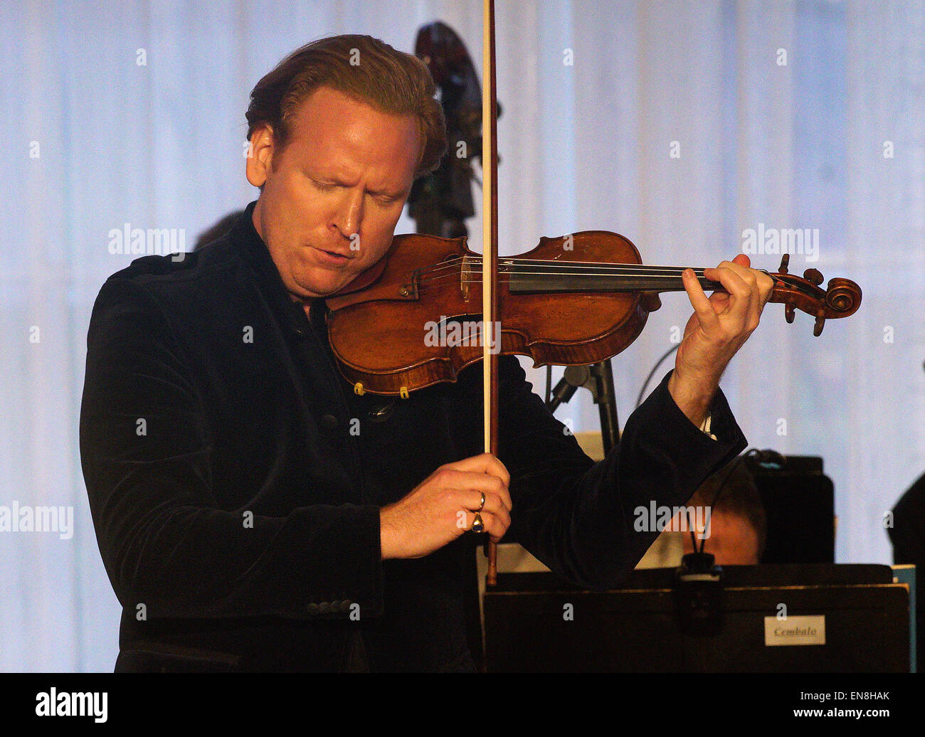 British violinist daniel hope hi-res stock photography and images - Alamy