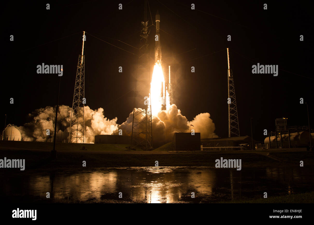 Magnetospheric multiscale spacecraft mms hi-res stock photography and ...