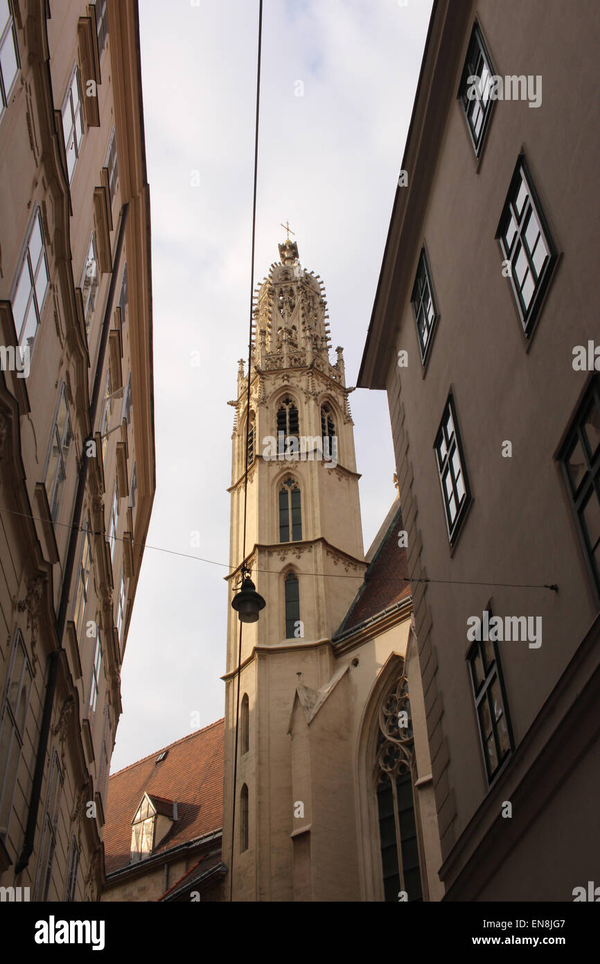 Vienna street scene hi-res stock photography and images - Alamy