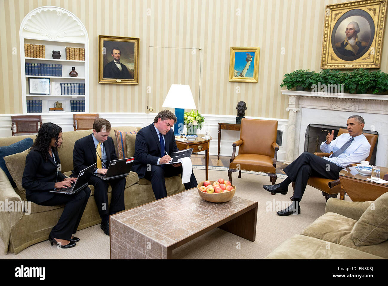 Barack obama holds speech hi-res stock photography and images - Alamy