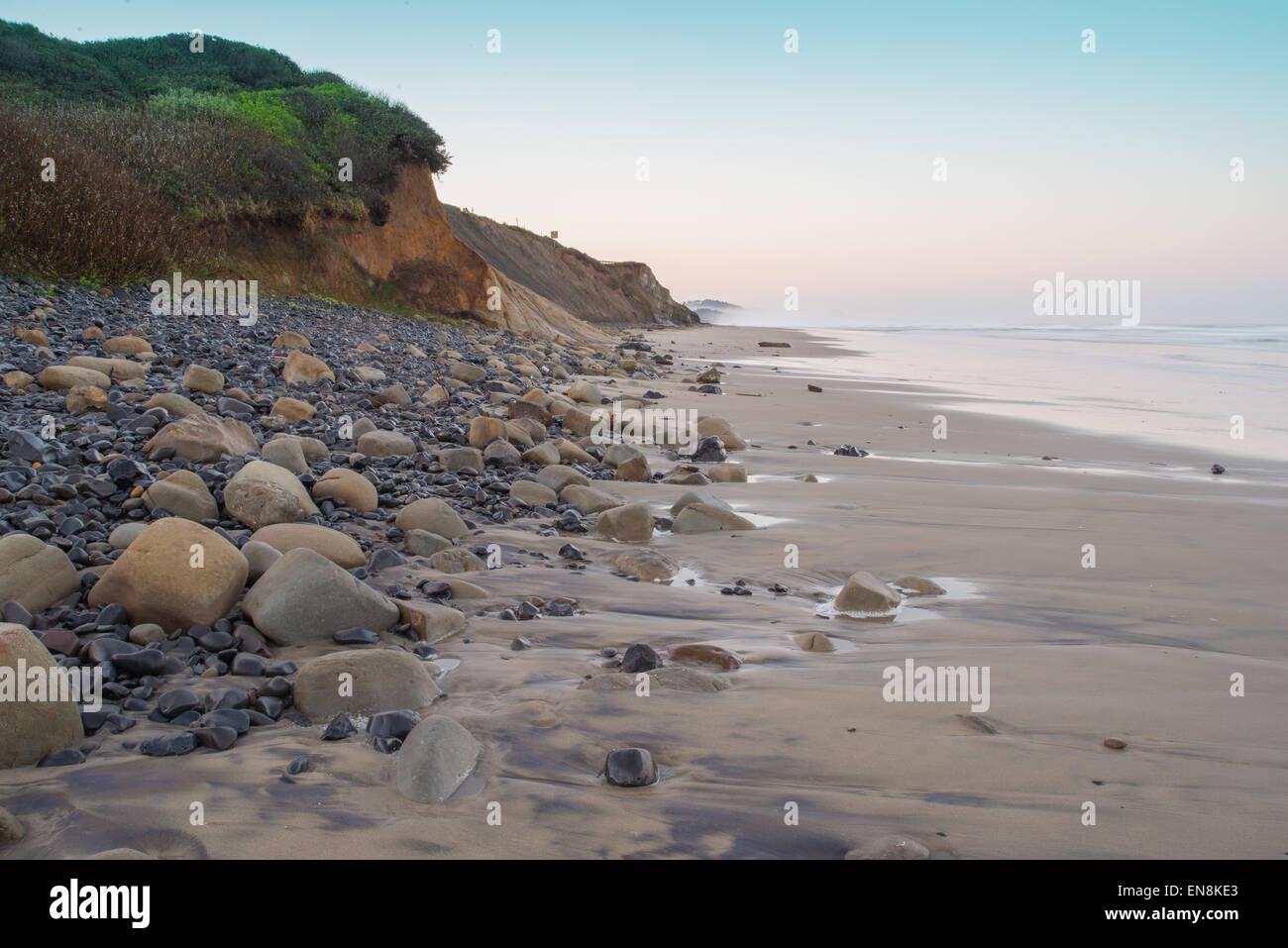 Rocky Beach Shoreline Stock Photo - Alamy