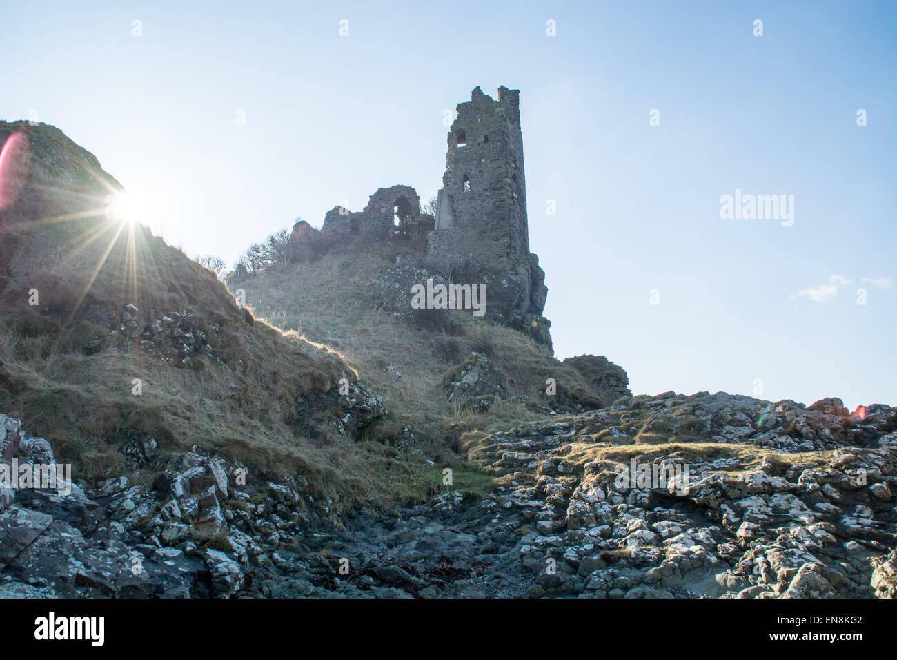 Old castle promontory fort hi-res stock photography and images - Alamy