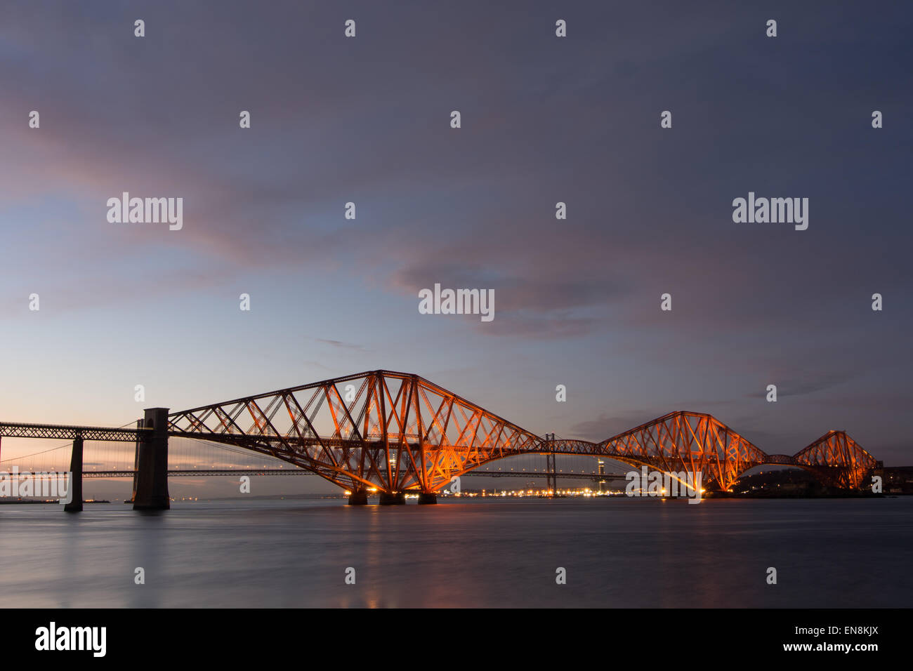 Forth Rail Bridge at night, South Queensferry, Edinburgh, Midlothian ...