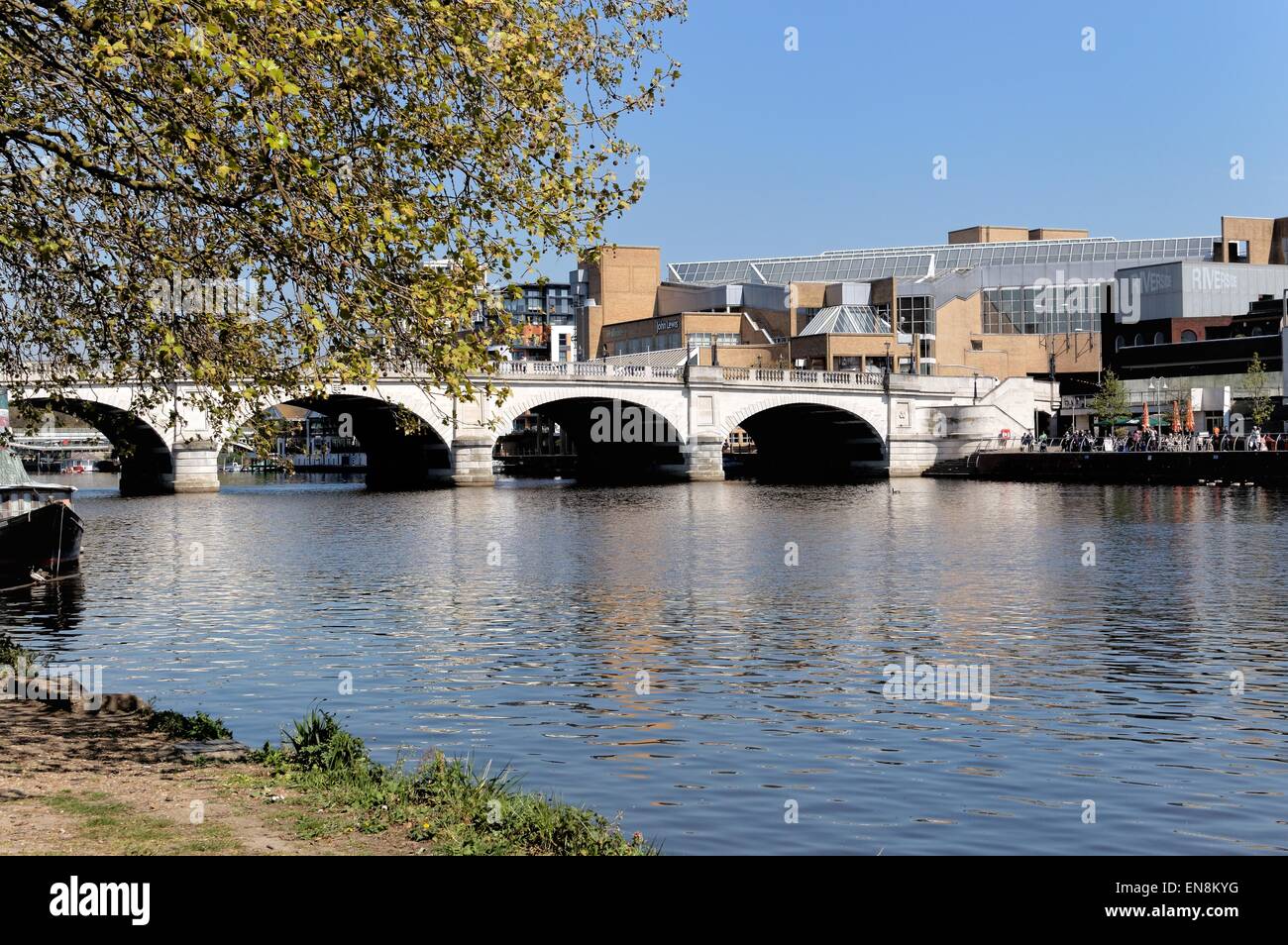 Kingston Bridge Surrey Stock Photos & Kingston Bridge Surrey Stock ...