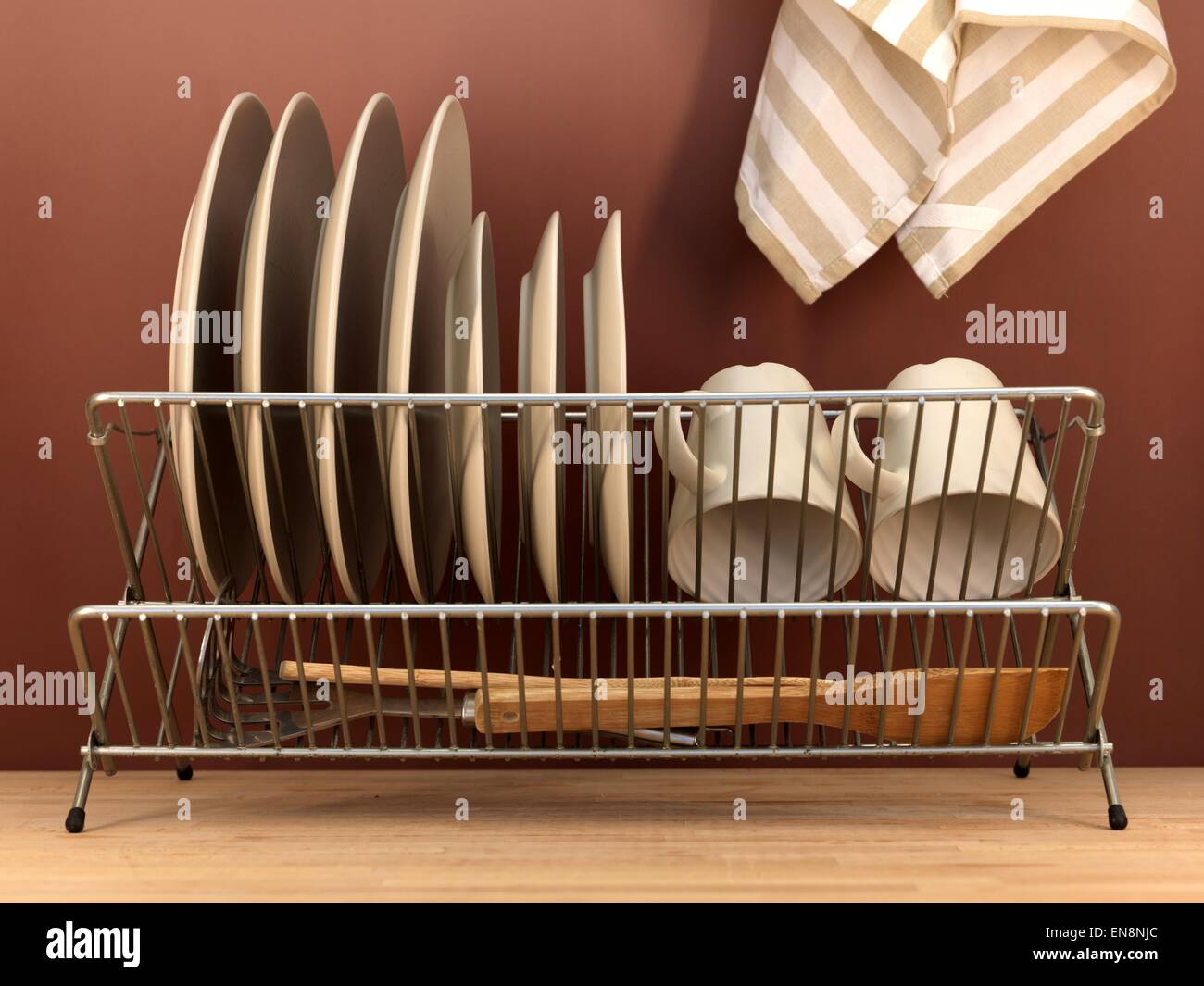 A close up shot of a dish rack Stock Photo - Alamy