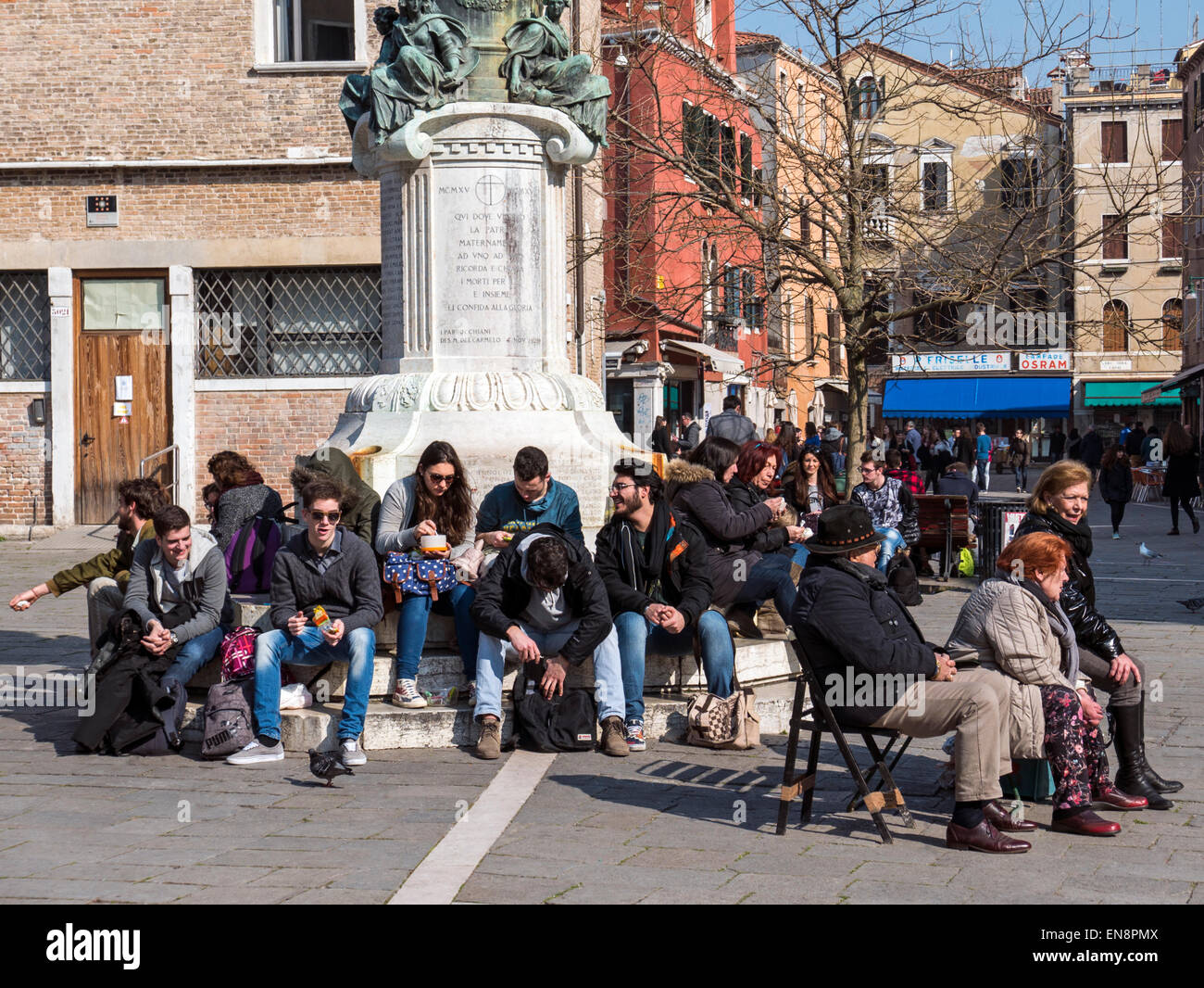 Venice holiday with kids hi-res stock photography and images - Alamy