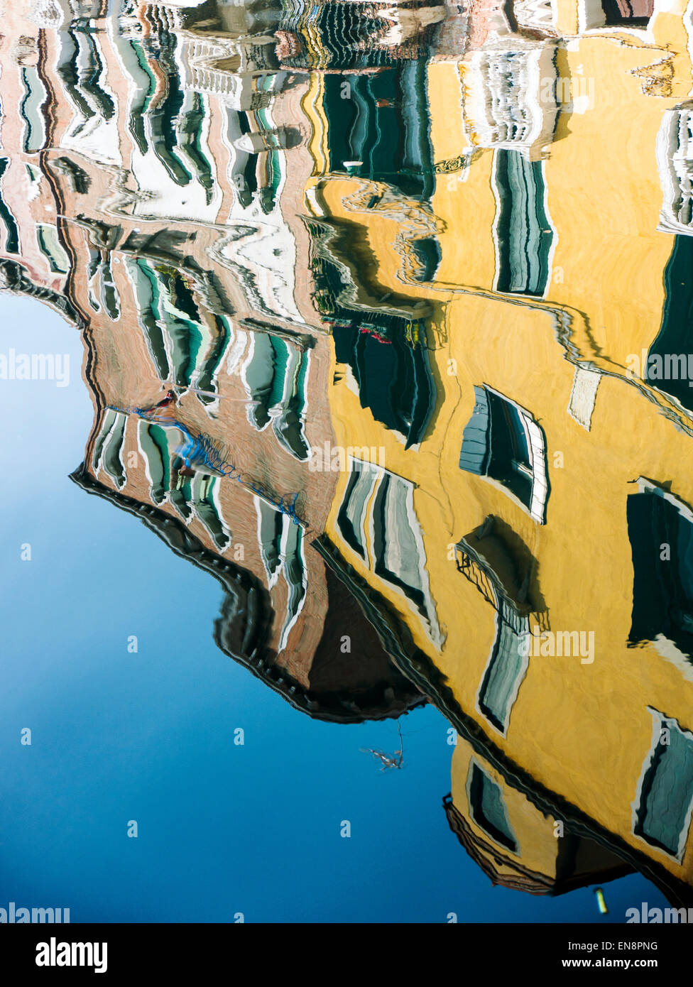 Reflections in water hi-res stock photography and images - Alamy