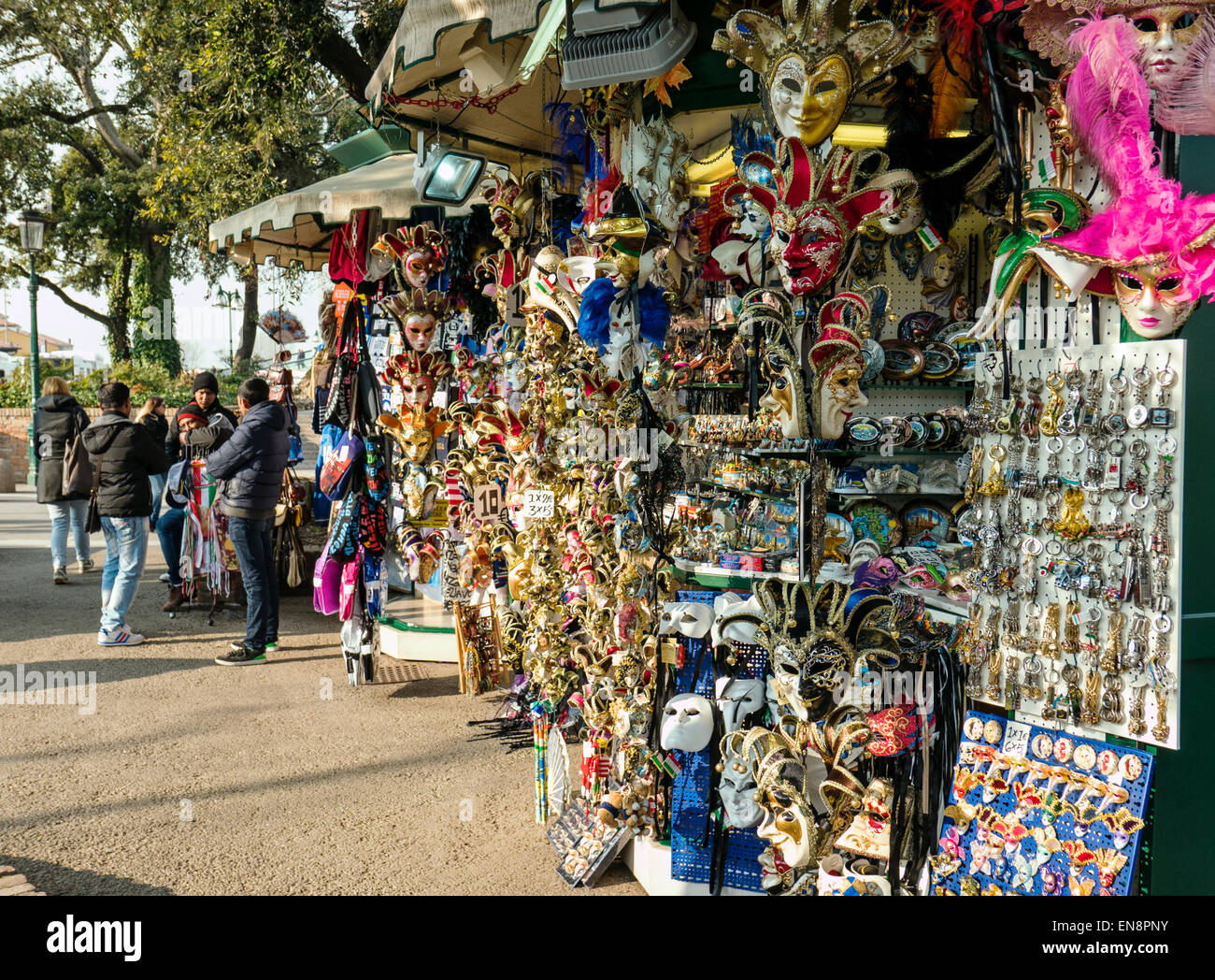 Vendors selling souvenirs, Venice, Italy, City of Canals Stock Photo - Alamy