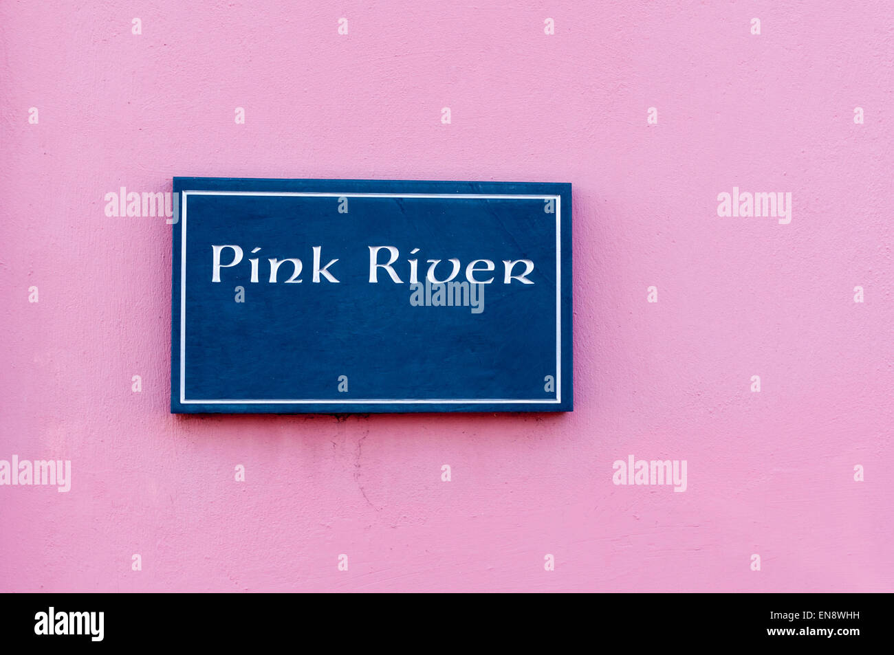 Pink board sign hi-res stock photography and images - Alamy