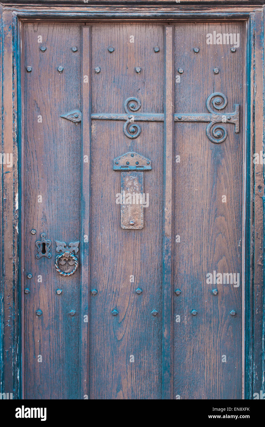 Vintage wooden door engraved and design Stock Photo - Alamy