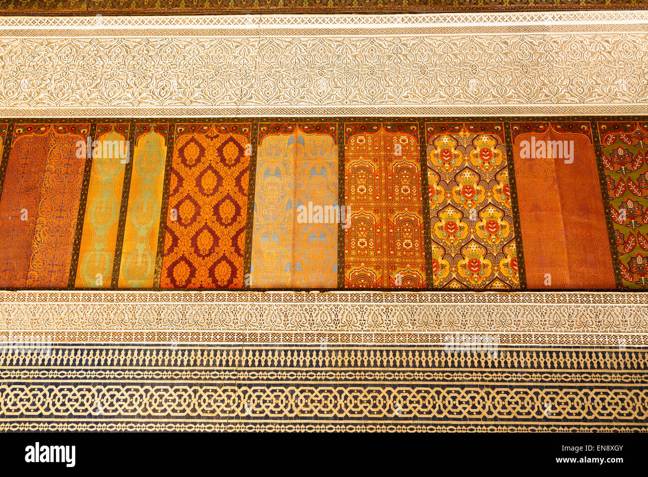 Berber Muqarnas Arabesque stalactite plaster work ceiling and Mocarabe ...