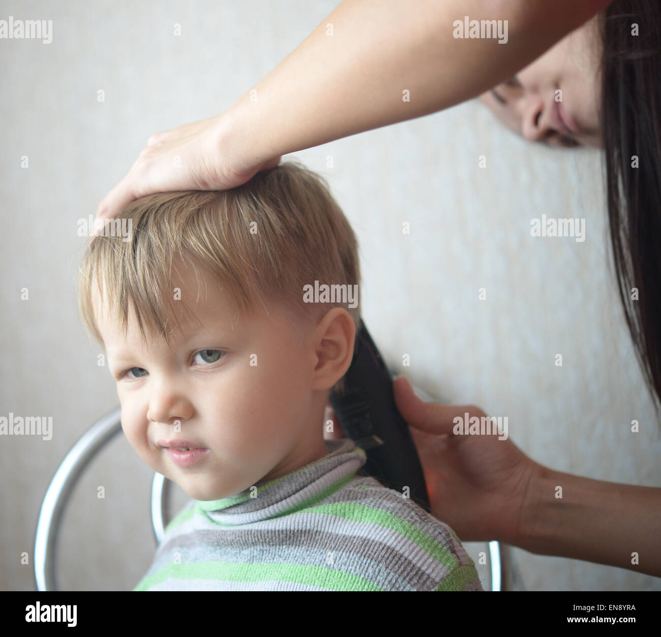 Boy cut at home Stock Photo - Alamy