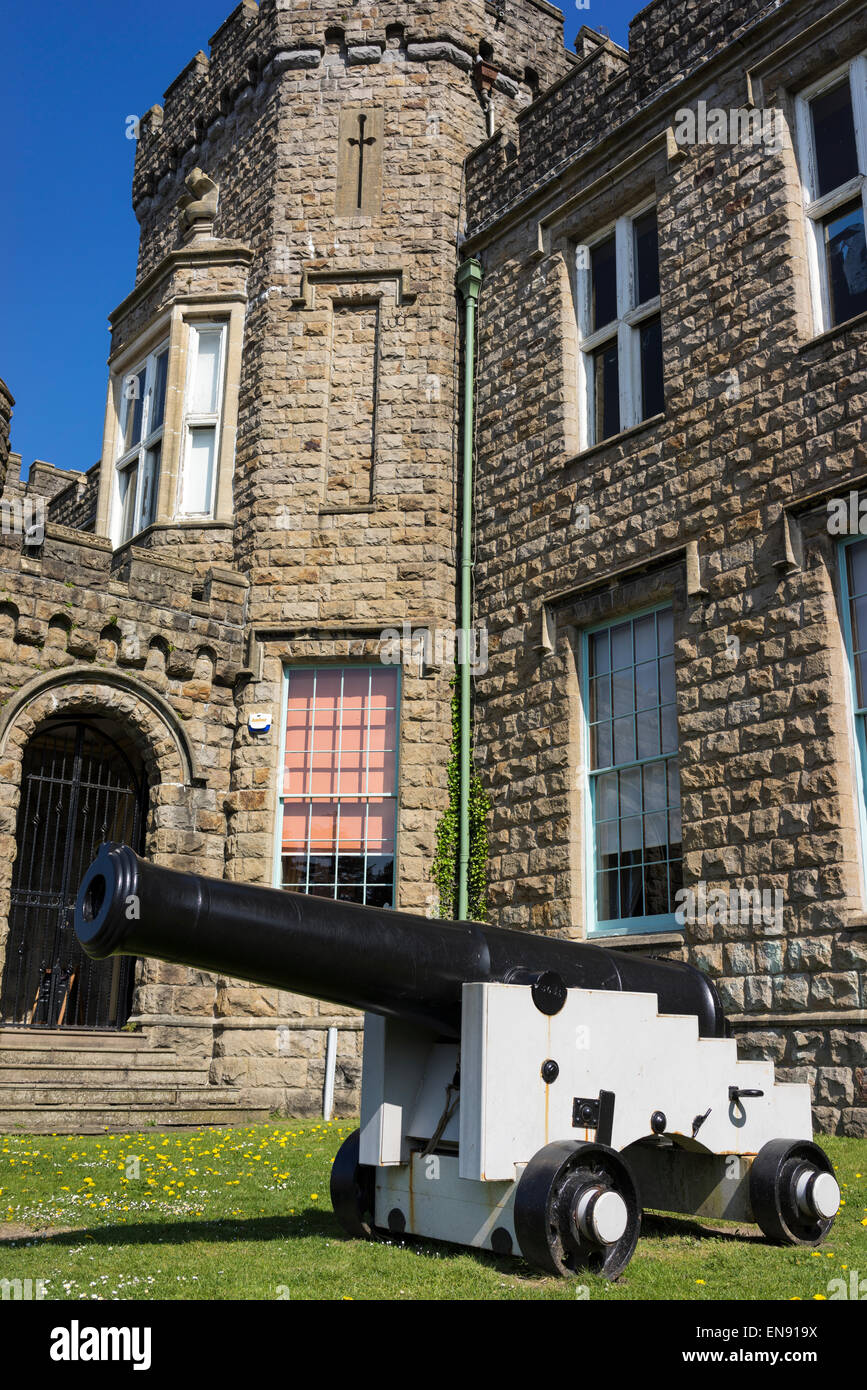 Cyfarthfa castle hi-res stock photography and images - Alamy