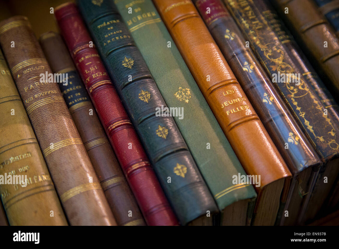 Second Hand Books Paris Stock Photos & Second Hand Books Paris Stock ...