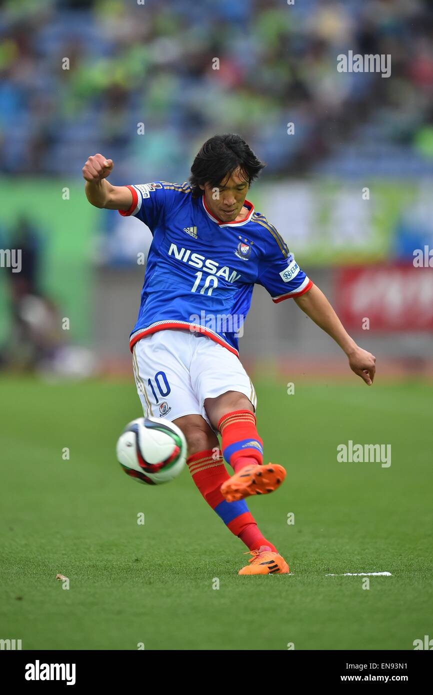 Kanagawa, Japan. 25th Apr, 2015. Shunsuke Nakamura (F Marinos) Football ...