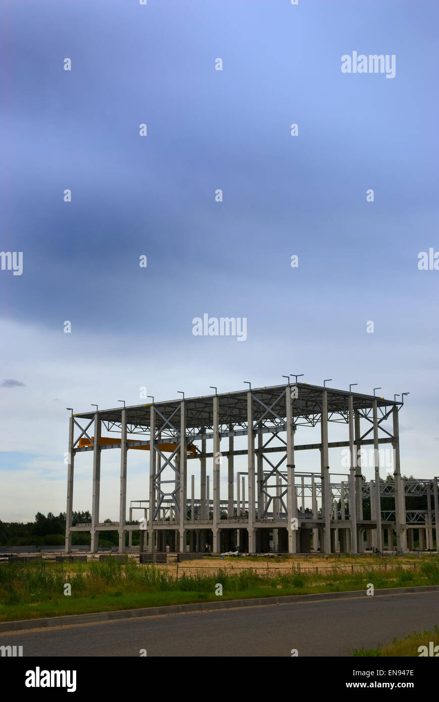 Building construction in bad weather condition hi-res stock photography ...