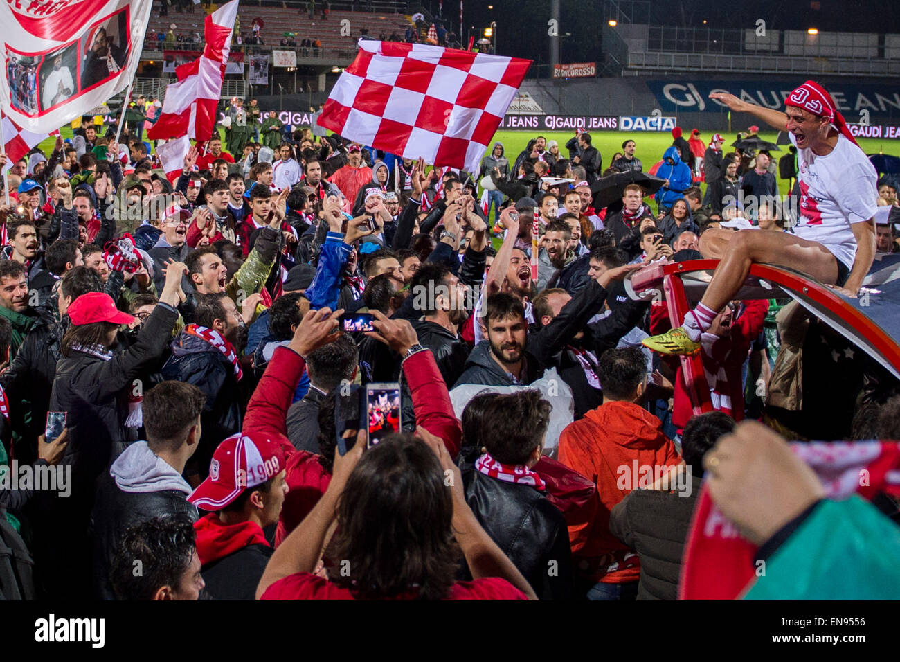 Spezia calcio players hi-res stock photography and images - Alamy