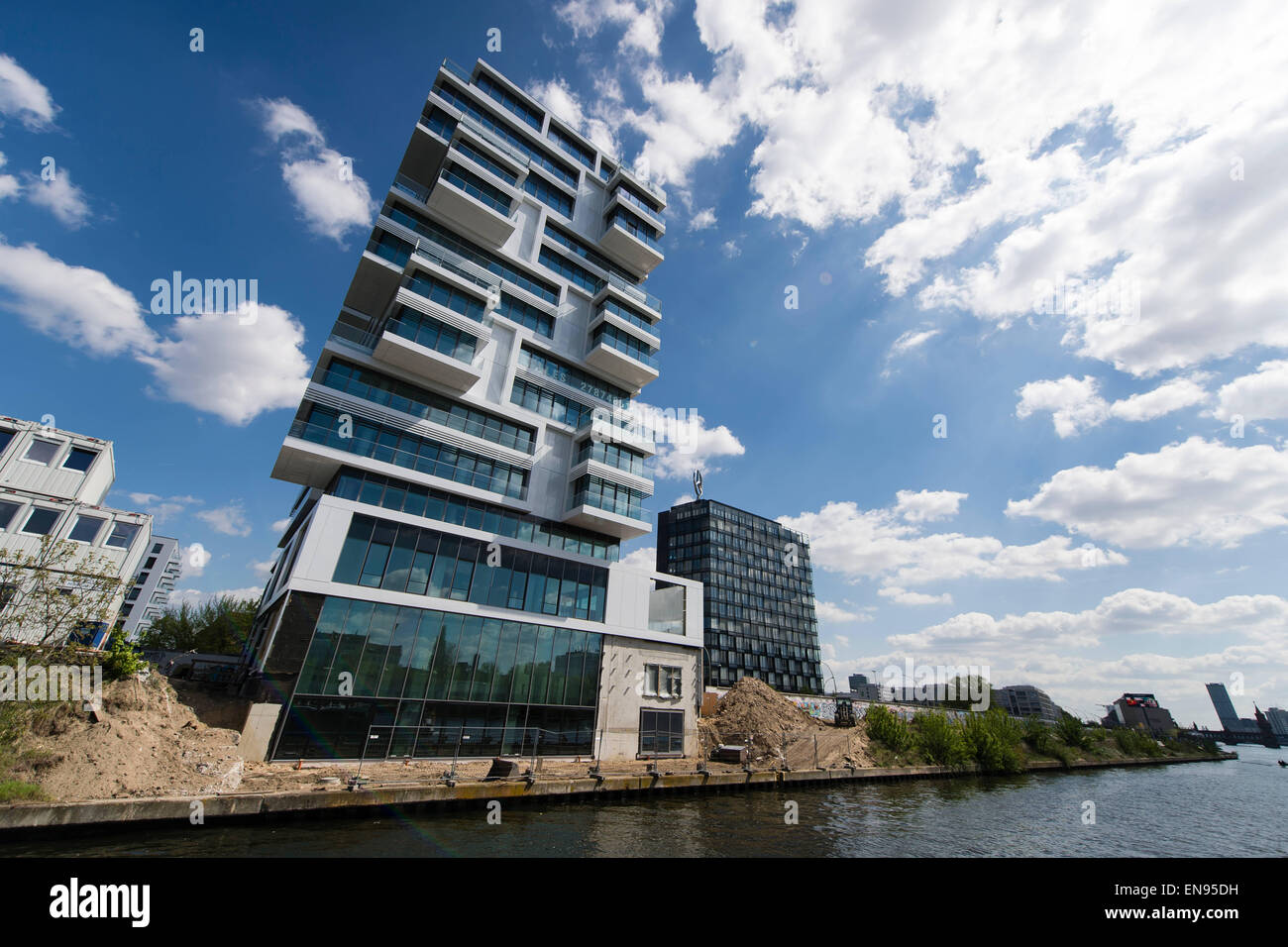 Berlin, Germany. 29th Apr, 2015. The luxury high-rise 'Living Levels ...