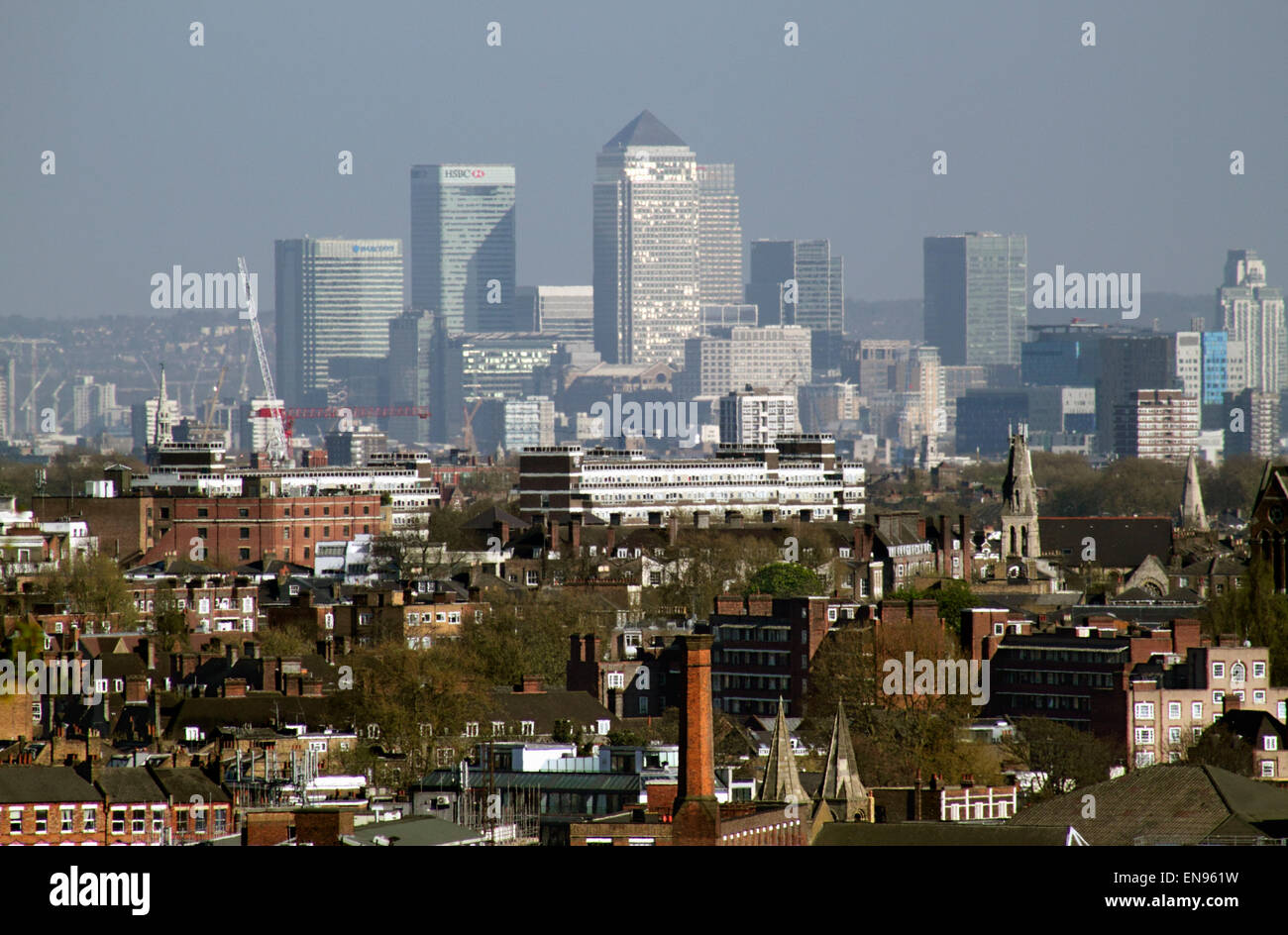 London docklands skyline hi-res stock photography and images - Alamy