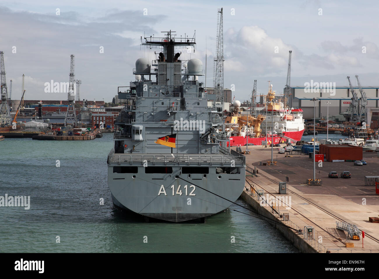 A1412 Type 702 Berlin class German Navy replenishment ship in ...