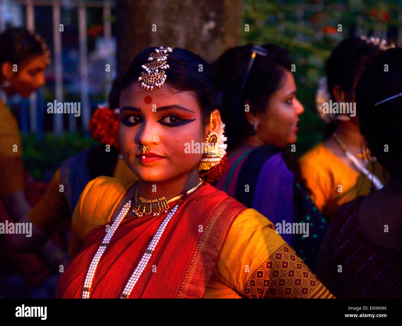 Kolkata, India. 02nd May, 2015. West Bengal Dance Group Federation ...