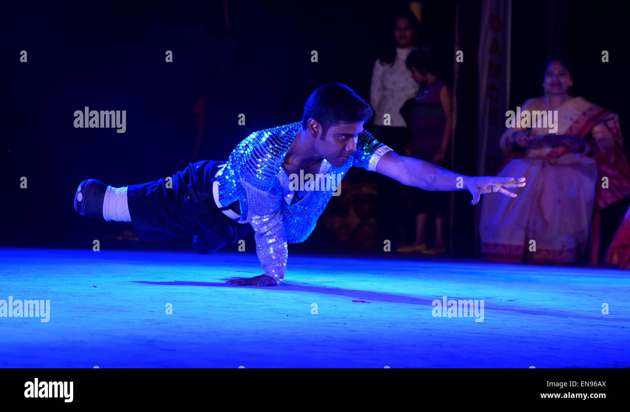 Kolkata, India. 02nd May, 2015. West Bengal Dance Group Federation ...