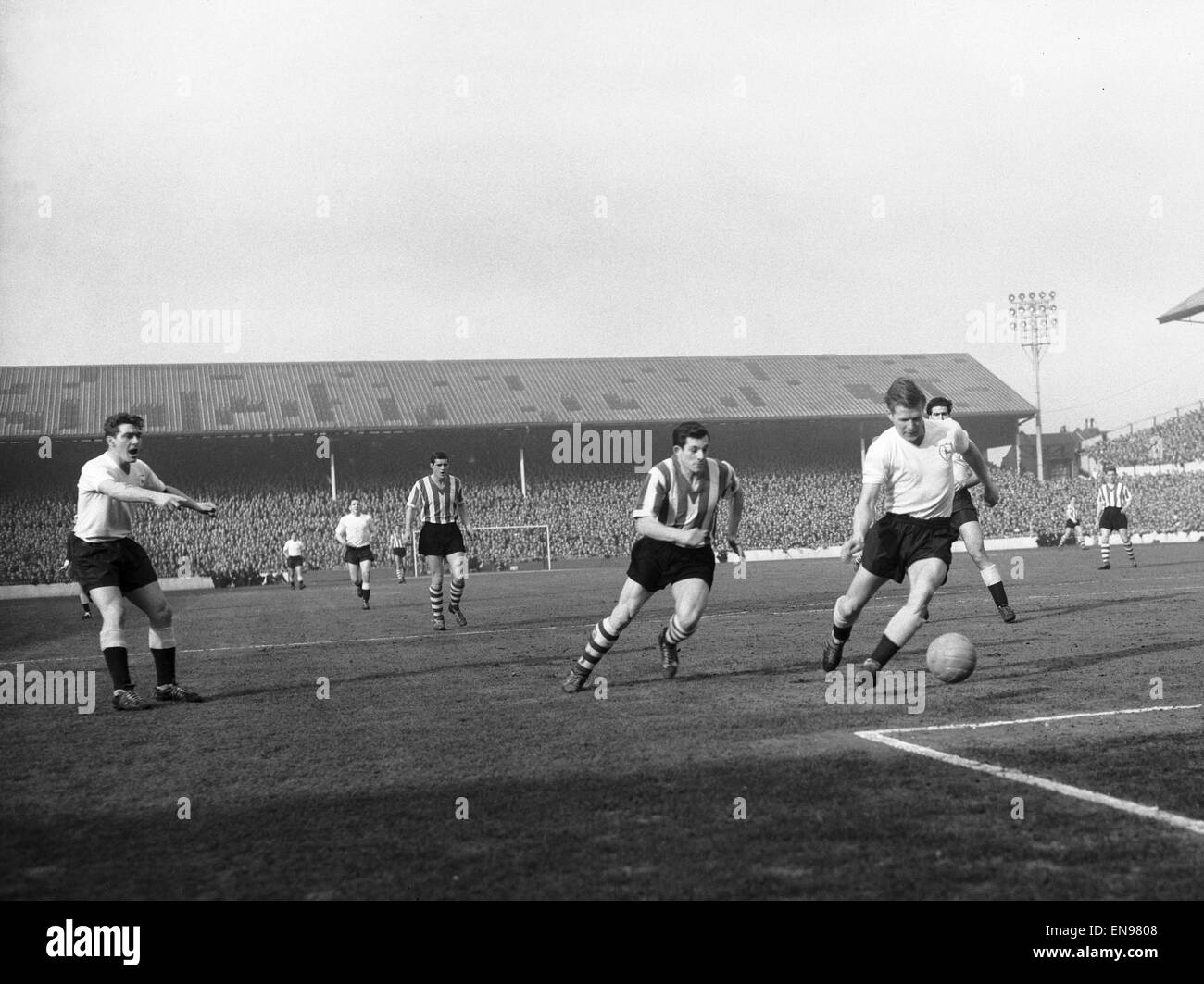 Peter baker tottenham hotspur hi-res stock photography and images - Alamy