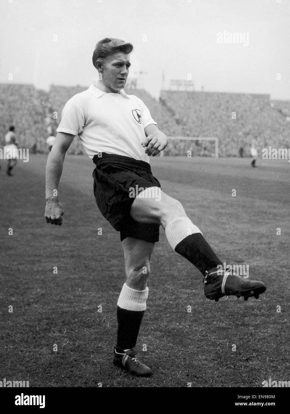 Tottenham spurs terry medwin hi-res stock photography and images - Alamy