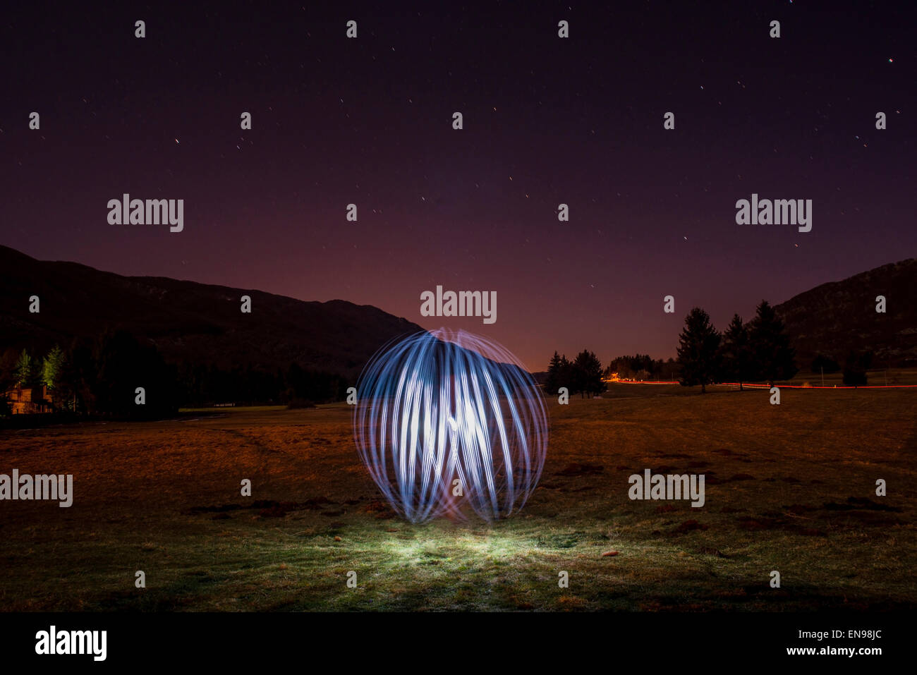 Sphere realized with artificial light through long photographic ...